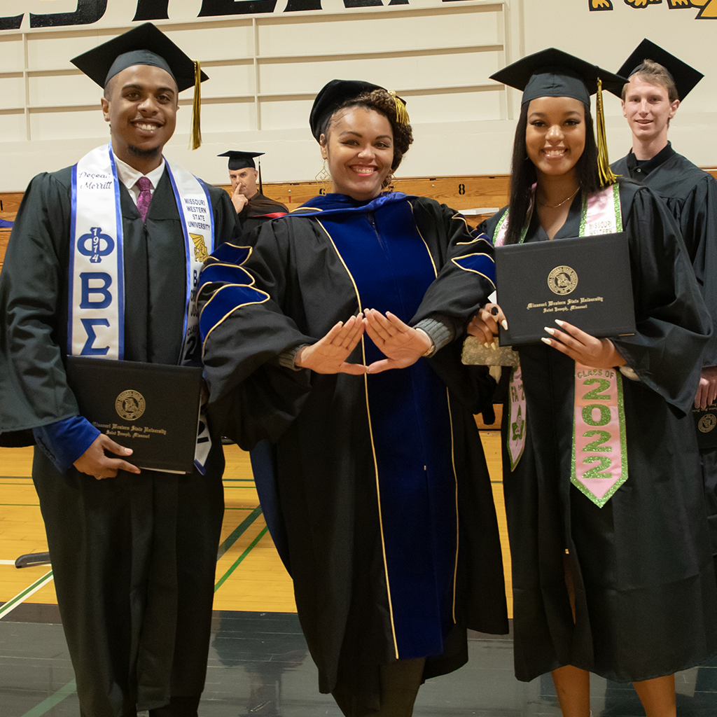 Graduates | Commencement | MWSU